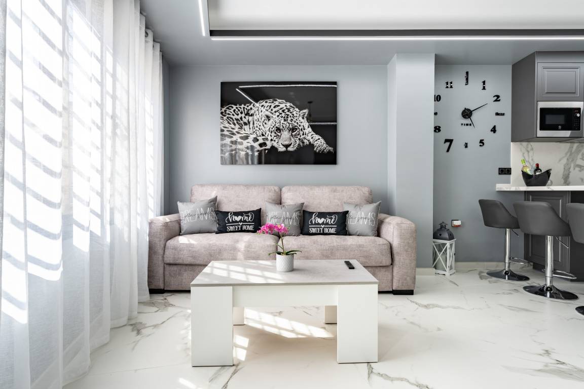 78 M² Apartamento ∙ 2 Habitaciones ∙ 6 Huéspedes - Fuengirola