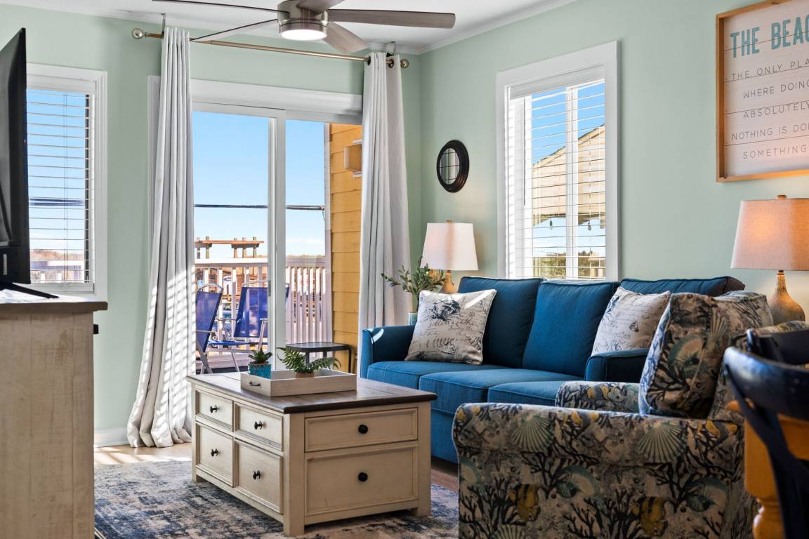 82 M² Apartment ∙ 2 Bedrooms ∙ 8 Guests - Carolina Beach