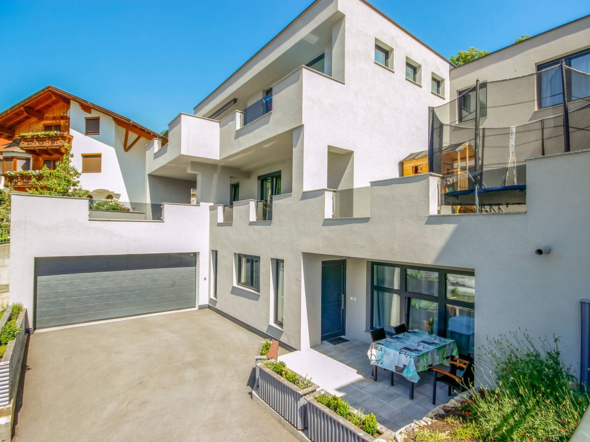 50 M² Apartment ∙ 2 Bedrooms ∙ 4 Guests - Fiss