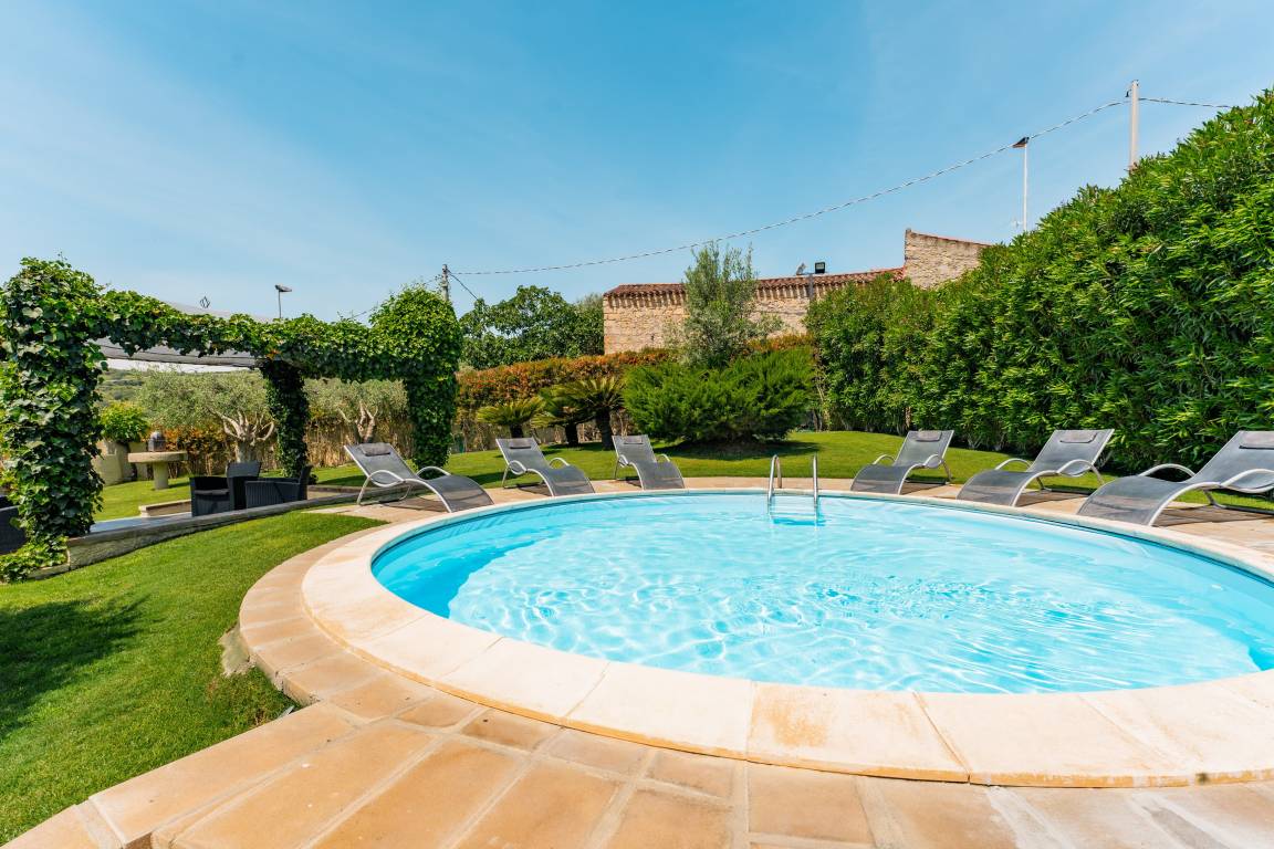 400 M² Villa ∙ 5 Bedrooms ∙ 12 Guests - South Sardinia