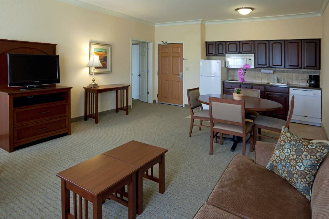 Condo ∙ 1 Bedroom ∙ 2 Guests - Westover Hills Boulevard – San Antonio
