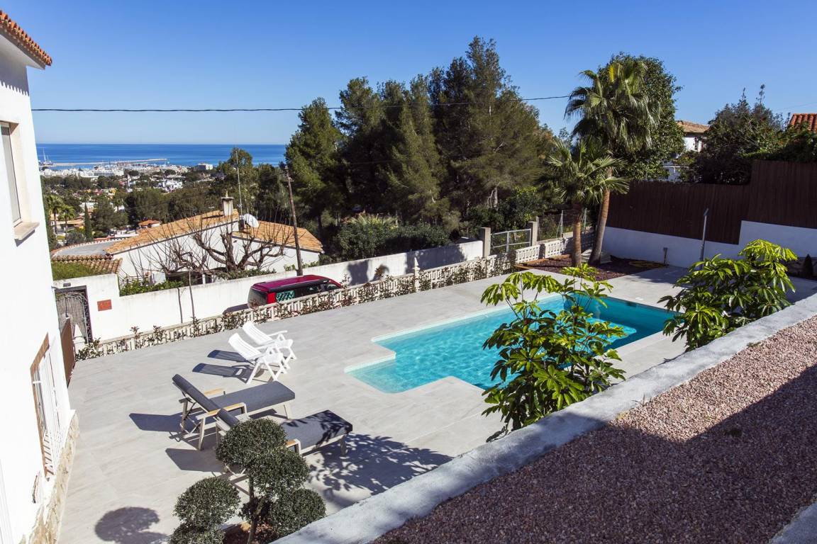 160 M² Villa ∙ 3 Bedrooms ∙ 7 Guests - Dénia
