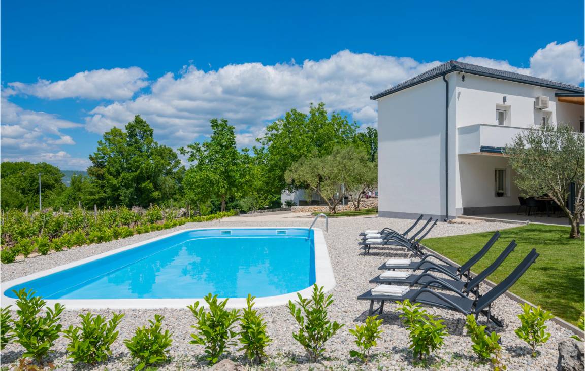 150 M² House ∙ 3 Bedrooms ∙ 6 Guests - Makarska Riviera
