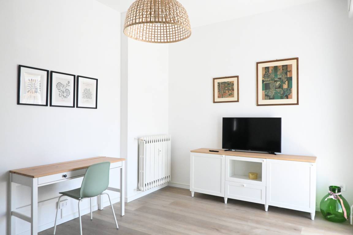 75 M² Apartment ∙ 1 Bedroom ∙ 5 Guests - Senigallia