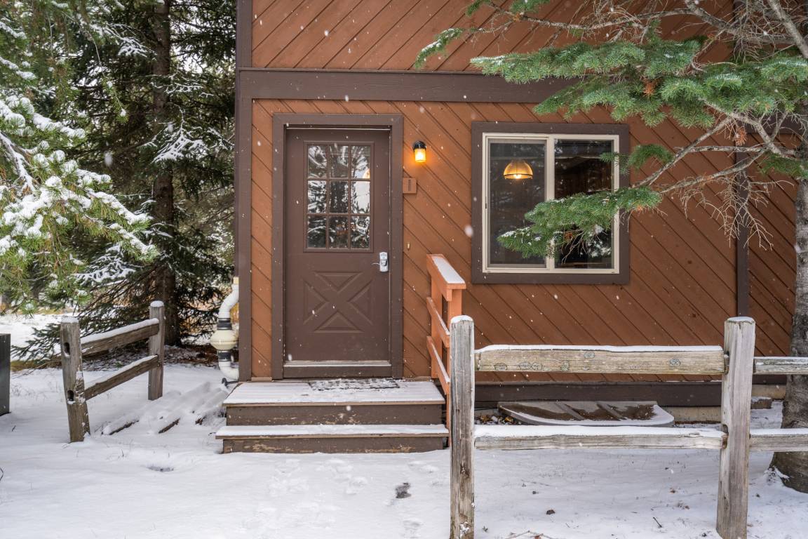 84 M² House ∙ 2 Bedrooms ∙ 4 Guests - West Yellowstone, MT