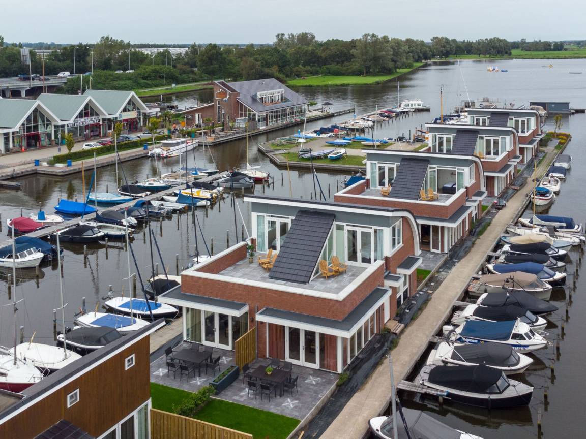 80 M² Huis ∙ 1 Slaapkamer ∙ 6 Gasten - Castricum