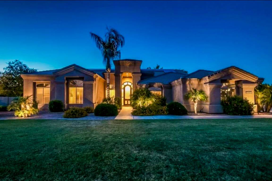 322 M² House ∙ 4 Bedrooms ∙ 10 Guests - Queen Creek, AZ