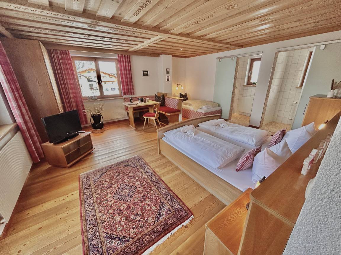 30 M² Hotel ∙ 1 Bedroom ∙ 4 Guests - Lech