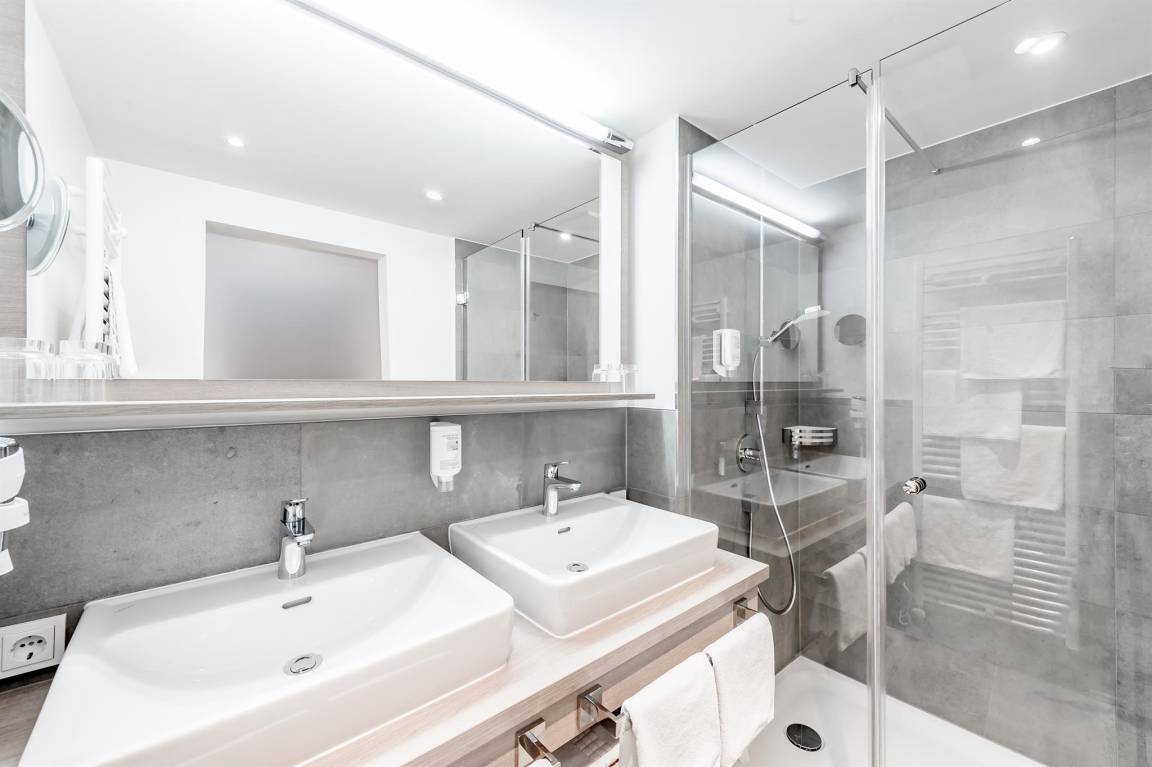 60 M² Hotel ∙ 2 Bedrooms ∙ 5 Guests - Obergurgl