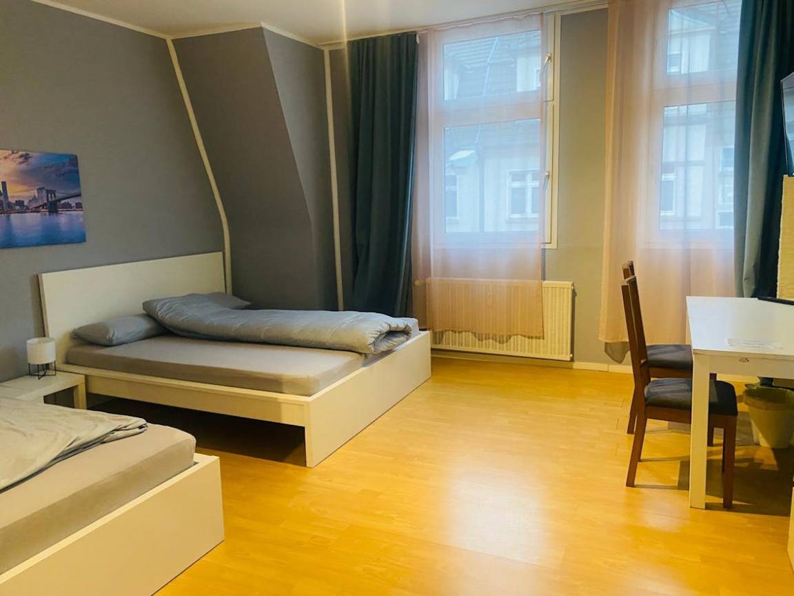 70 M² Appartement ∙ 3 Chambres ∙ 5 Personnes - Ratingen