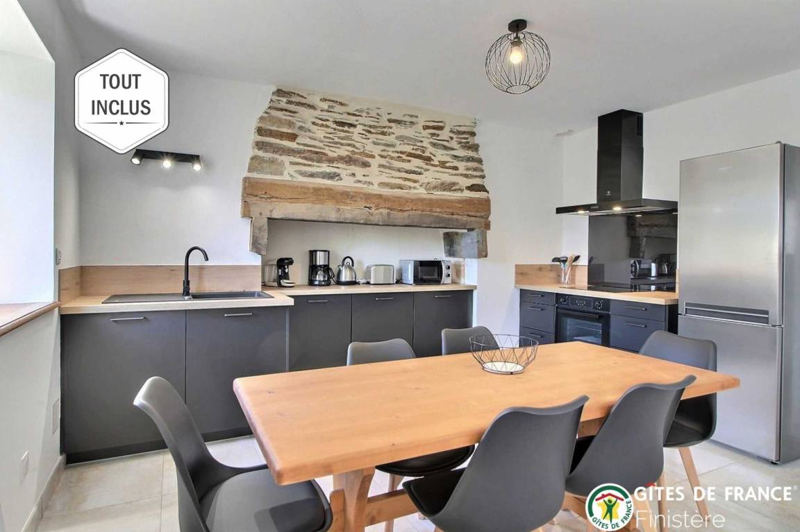 100 M² Gîte ∙ 2 Chambres ∙ 4 Personnes - Plozévet