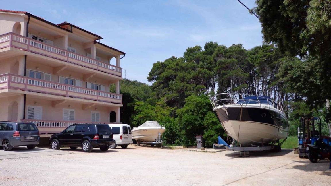 52 M² Apartamento ∙ 2 Habitaciones ∙ 4 Huéspedes - Rab