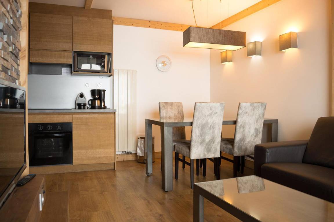 60 M² Huoneisto ∙ 2 Makuuhuonetta ∙ 6 Vierasta - Les Menuires