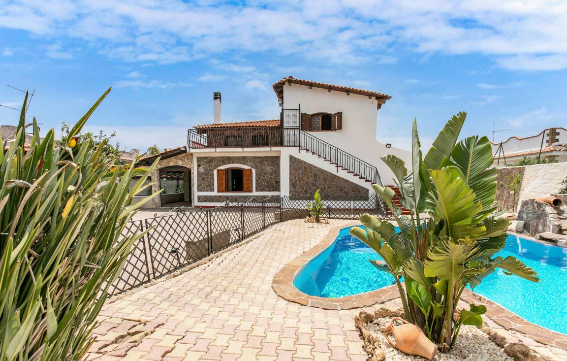 160 M² House ∙ 3 Bedrooms ∙ 8 Guests - Belvedere