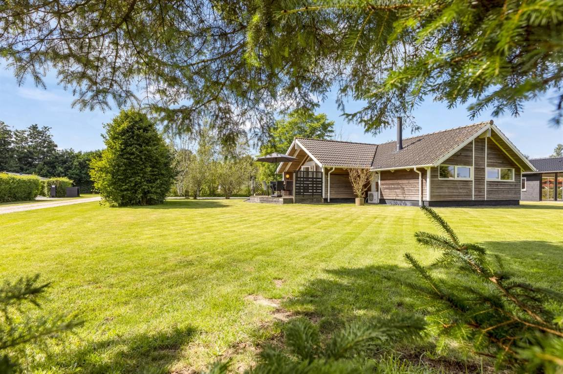 81 M² Ferienhaus ∙ 3 Schlafzimmer ∙ 5 Gäste - Hou