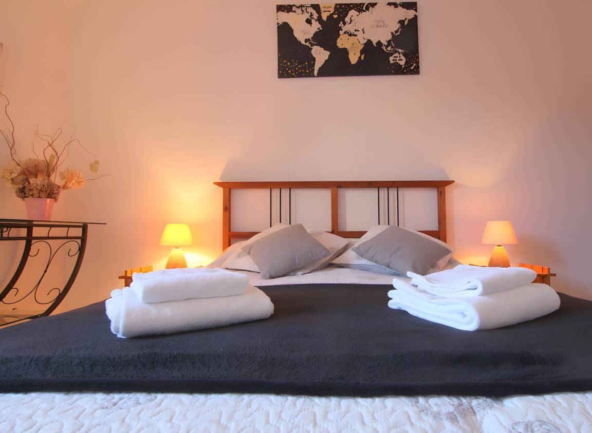 40 M² Lägenhet ∙ 1 Sovrum ∙ 4 Gäster - Honfleur