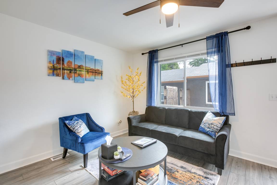 65 M² Apartment ∙ 2 Bedrooms ∙ 4 Guests - Beavercreek, OH