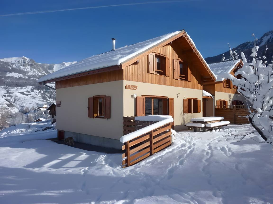 174 M² Chalet ∙ 9 Chambres ∙ 32 Personnes - Barcelonnette