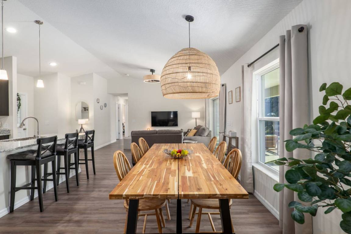 1586 M² House ∙ 4 Bedrooms ∙ 6 Guests - Inverness, FL
