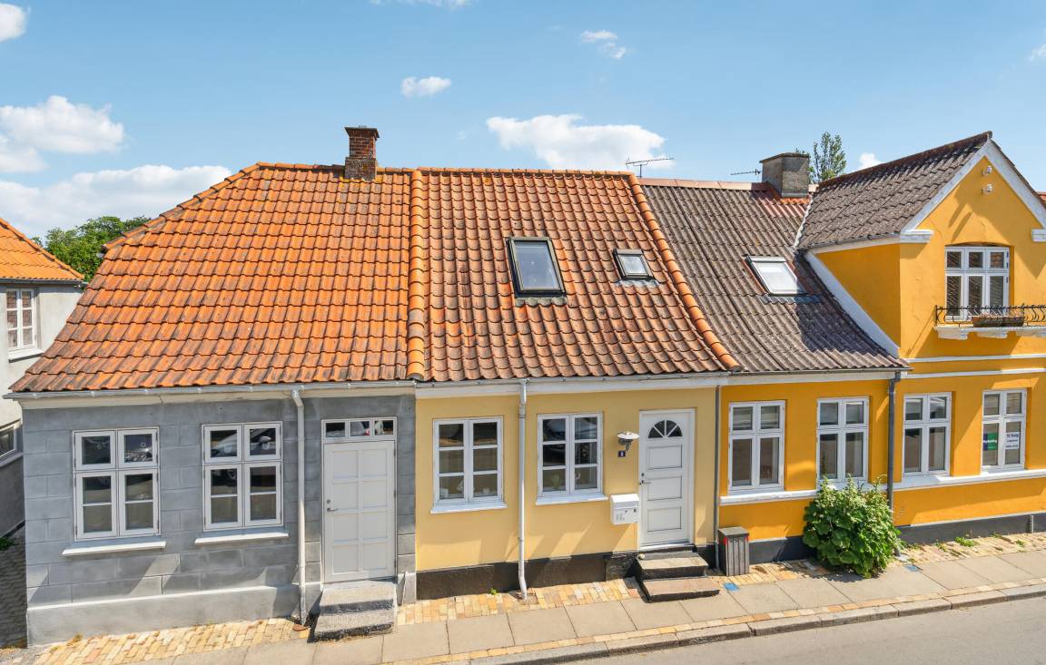 78 M² House ∙ 2 Bedrooms ∙ 4 Guests - Rudkøbing