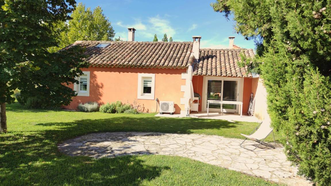 78 M² Gîte ∙ 3 Chambres ∙ 6 Personnes - Suze-la-Rousse