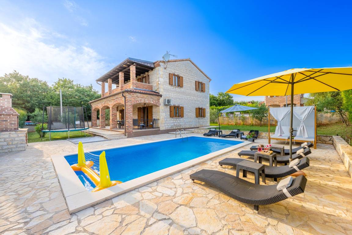 142 M² Villa ∙ 4 Chambres ∙ 9 Personnes - Croatie