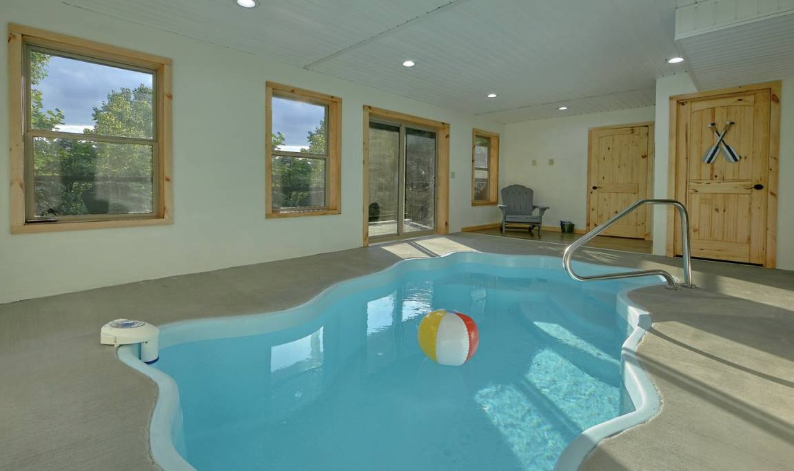 223 M² Cabin ∙ 5 Bedrooms ∙ 12 Guests - Pigeon Forge, TN