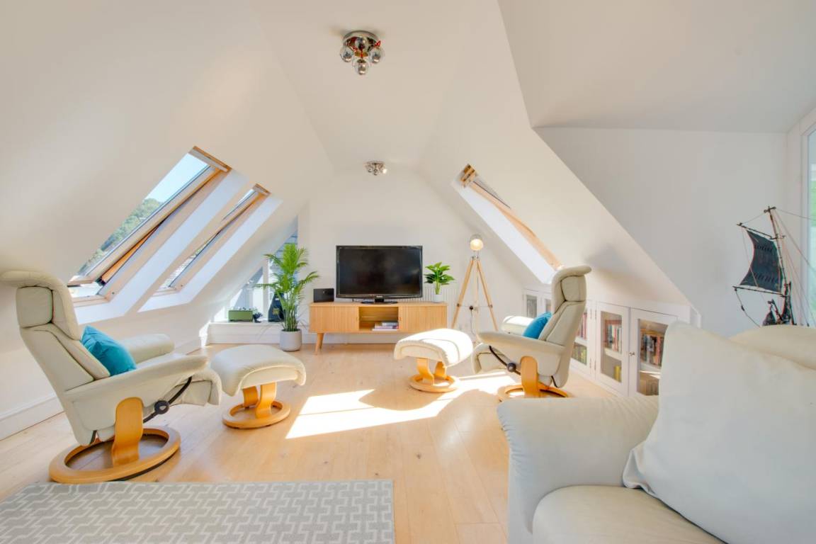 Cottage ∙ 4 Bedrooms ∙ 7 Guests - Fowey