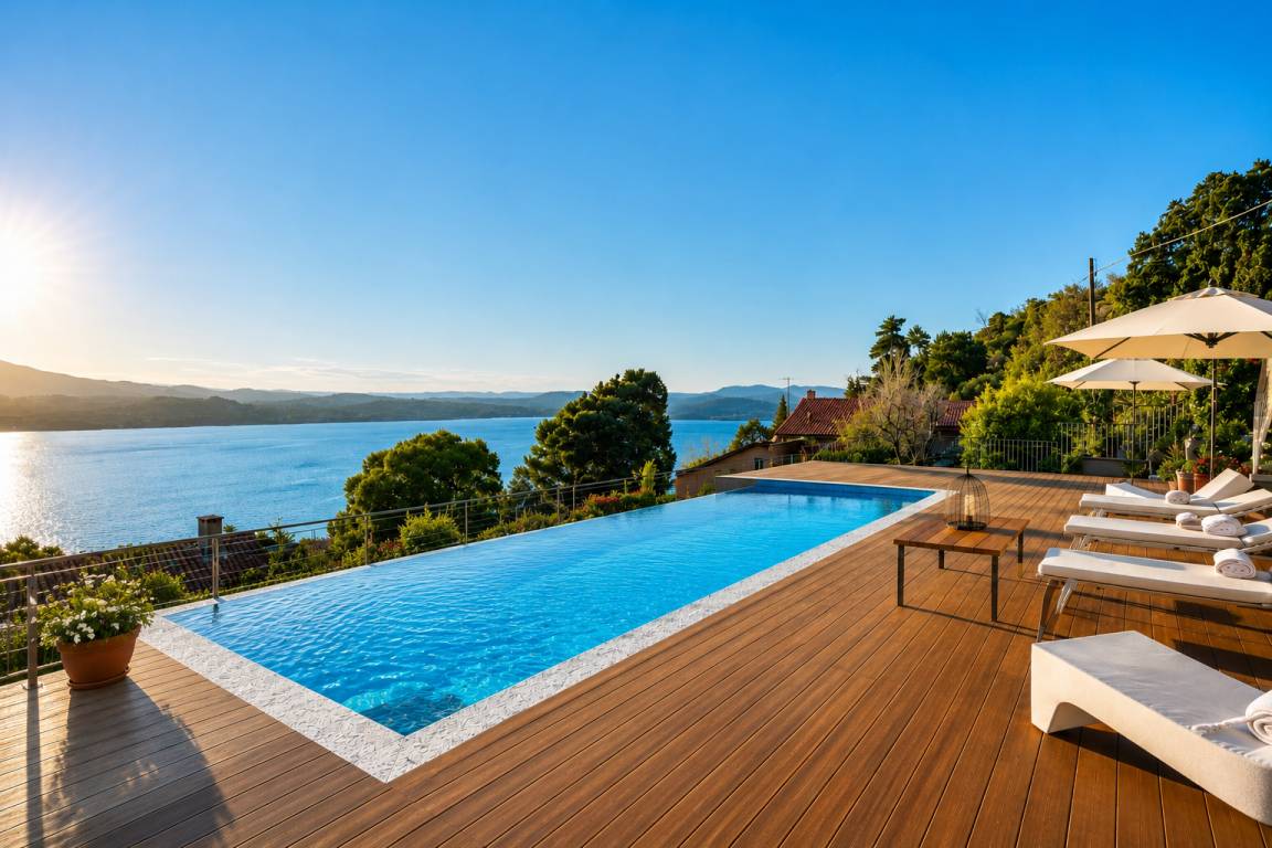 150 M² Apartment ∙ 3 Bedrooms ∙ 5 Guests - Stresa