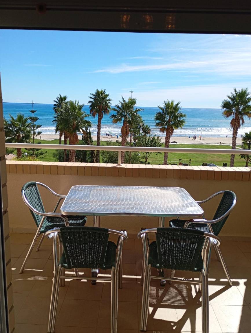 65 M² Apartamento ∙ 2 Habitaciones ∙ 6 Huéspedes - Oropesa del Mar