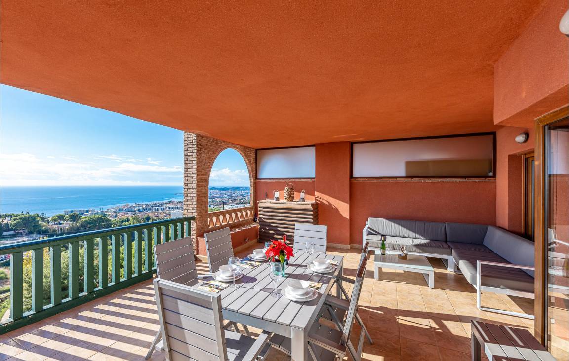 120 M² Apartamento ∙ 2 Habitaciones ∙ 4 Huéspedes - Mijas