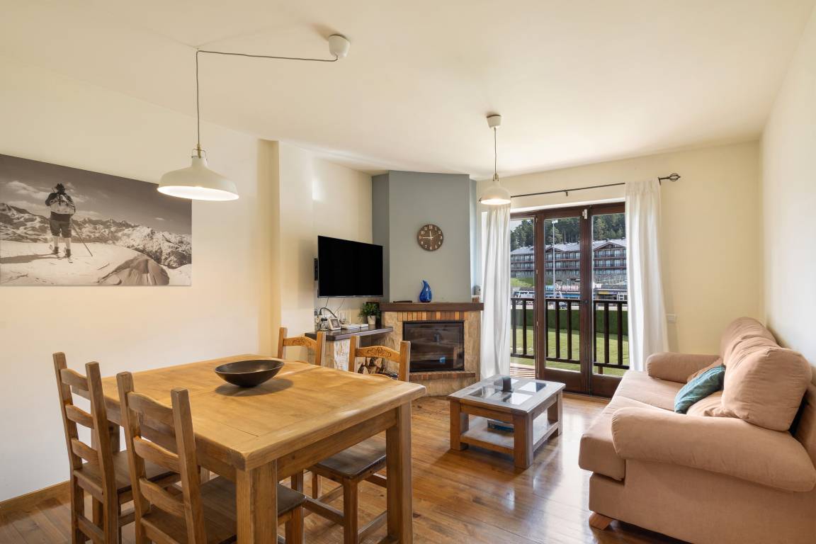 90 M² Apartamento ∙ 1 Habitación ∙ 5 Huéspedes - Bagà