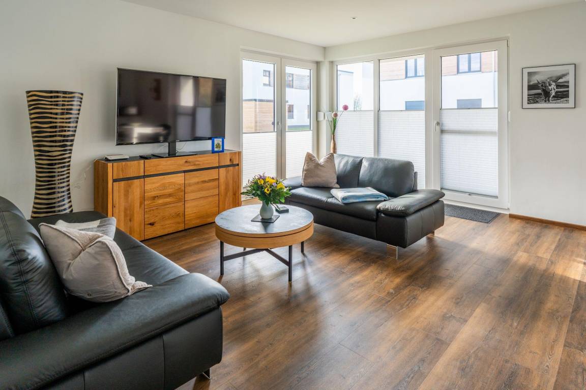 83 M² Appartement ∙ 2 Chambres ∙ 4 Personnes - Schwerin