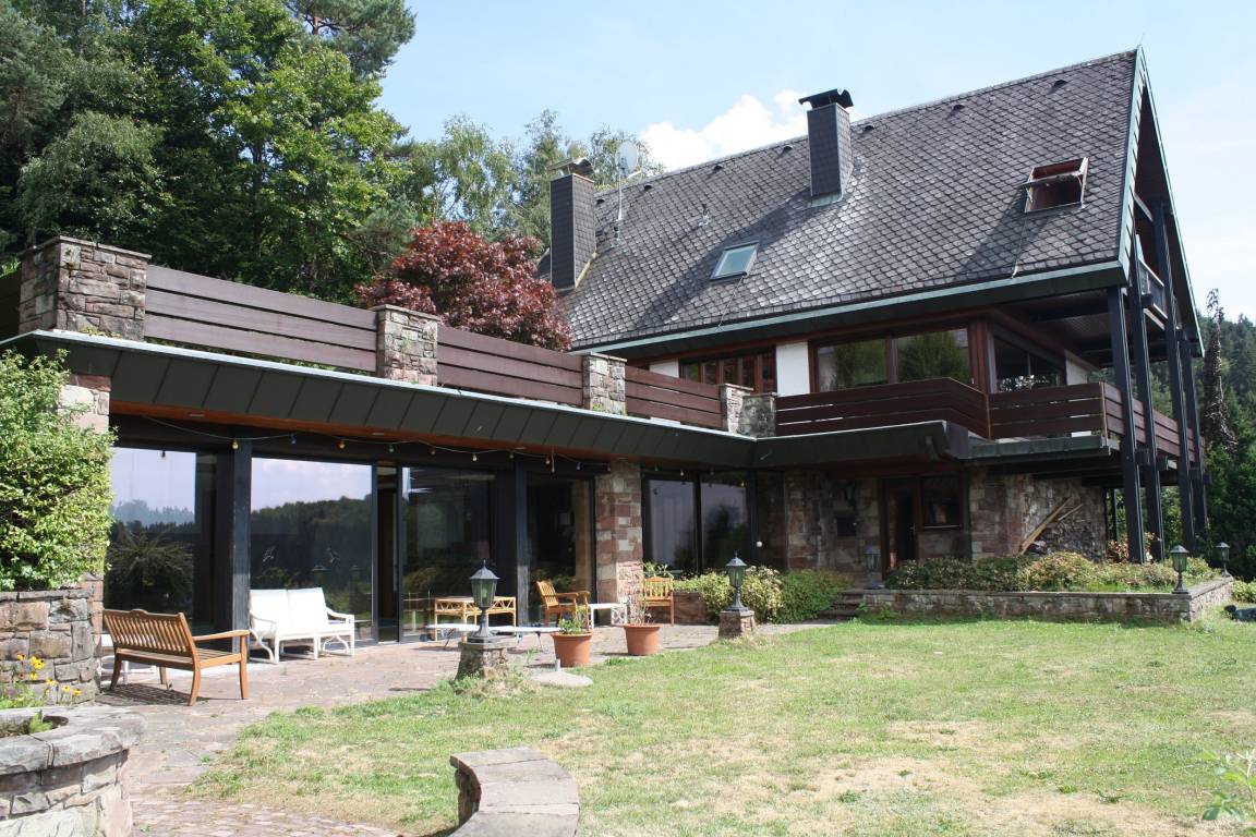 215 M² Ferienhaus ∙ 2 Schlafzimmer ∙ 4 Gäste - Sasbachwalden