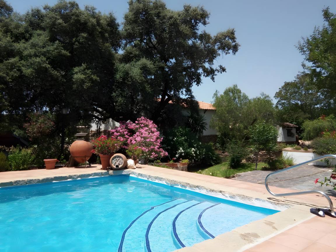 300 M² House ∙ 5 Bedrooms ∙ 10 Guests - Nerva