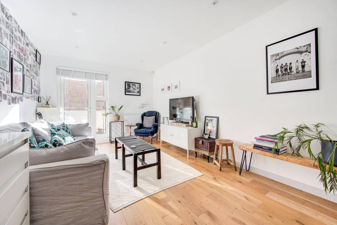 Apartment ∙ 2 Bedrooms ∙ 4 Guests - Barnet
