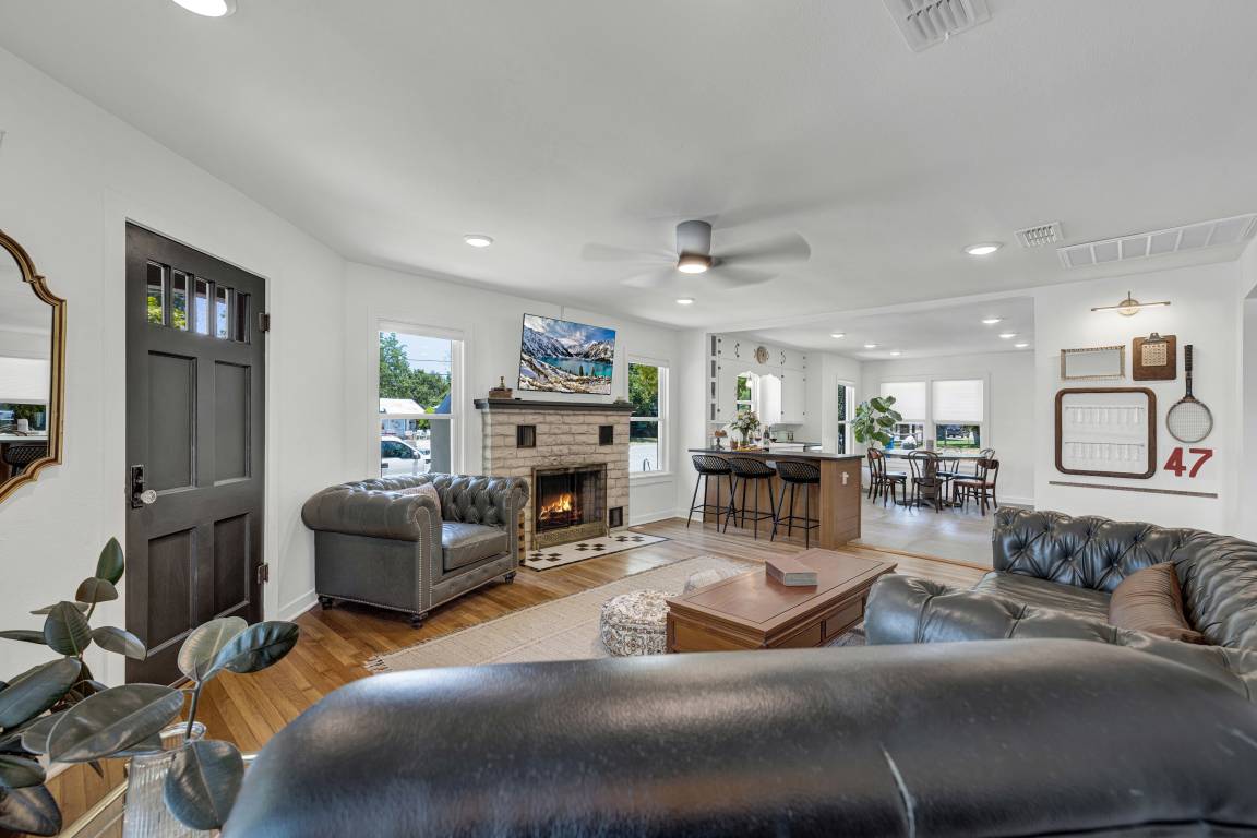 106 M² House ∙ 3 Bedrooms ∙ 8 Guests - New Braunfels, TX