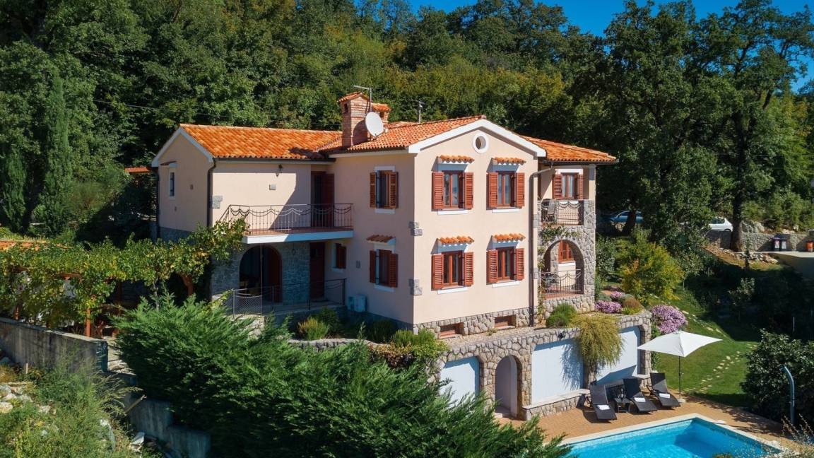 300 M² Villa ∙ 4 Habitaciones ∙ 9 Huéspedes - Opatija