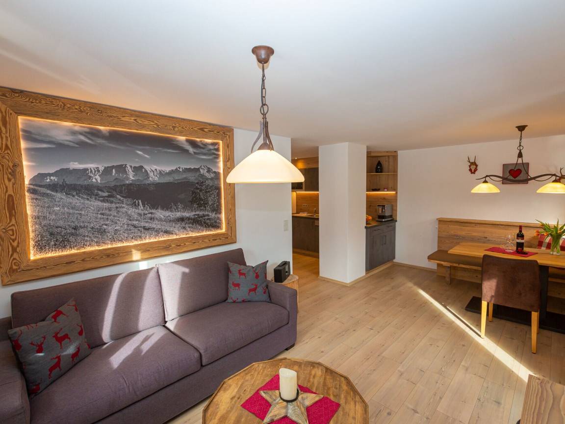 65 M² Ferienwohnung ∙ 1 Schlafzimmer ∙ 2 Gäste - Wallgau