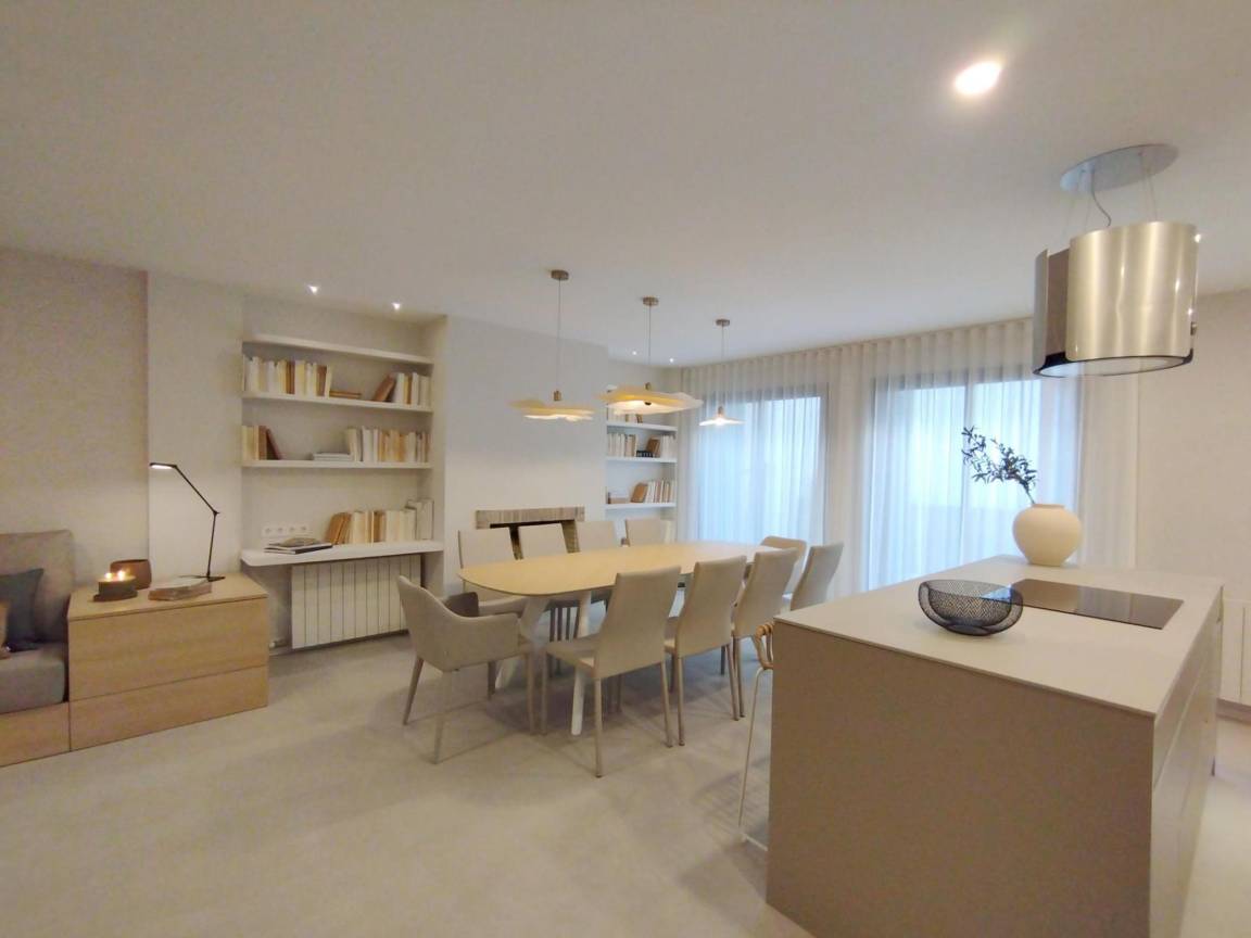 110 M² Apartment ∙ 4 Bedrooms ∙ 7 Guests - Sitges
