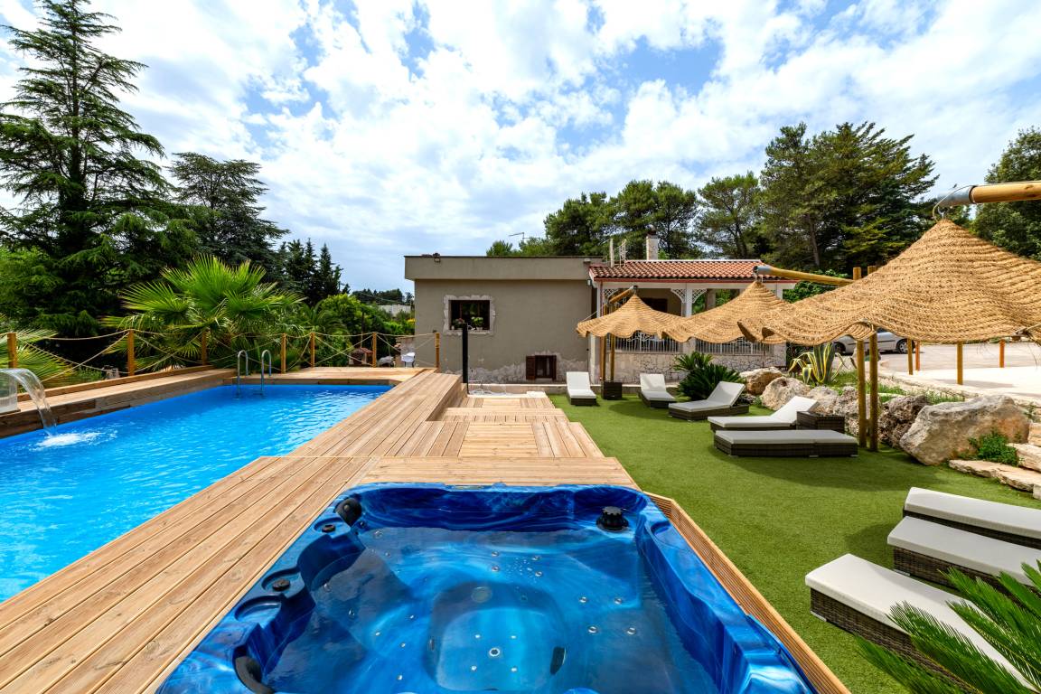180 M² Villa ∙ 3 Bedrooms ∙ 10 Guests - Martina Franca