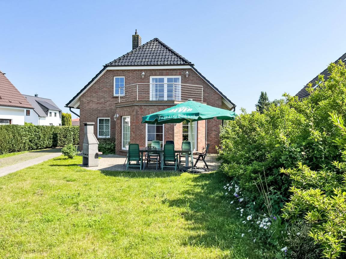 185 M² Ferienhaus ∙ 4 Schlafzimmer ∙ 9 Gäste - Karlshagen