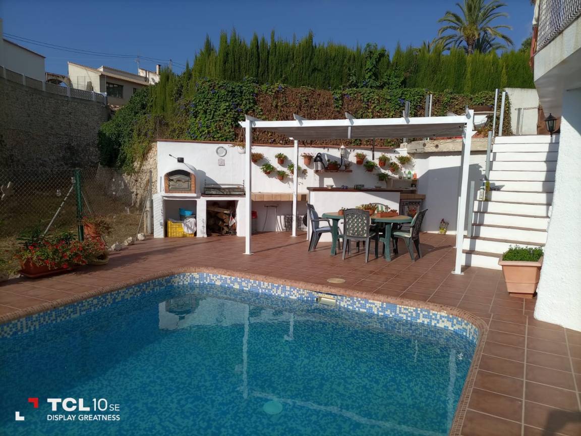 458 M² Chalet ∙ 3 Habitaciones ∙ 6 Huéspedes - Jávea