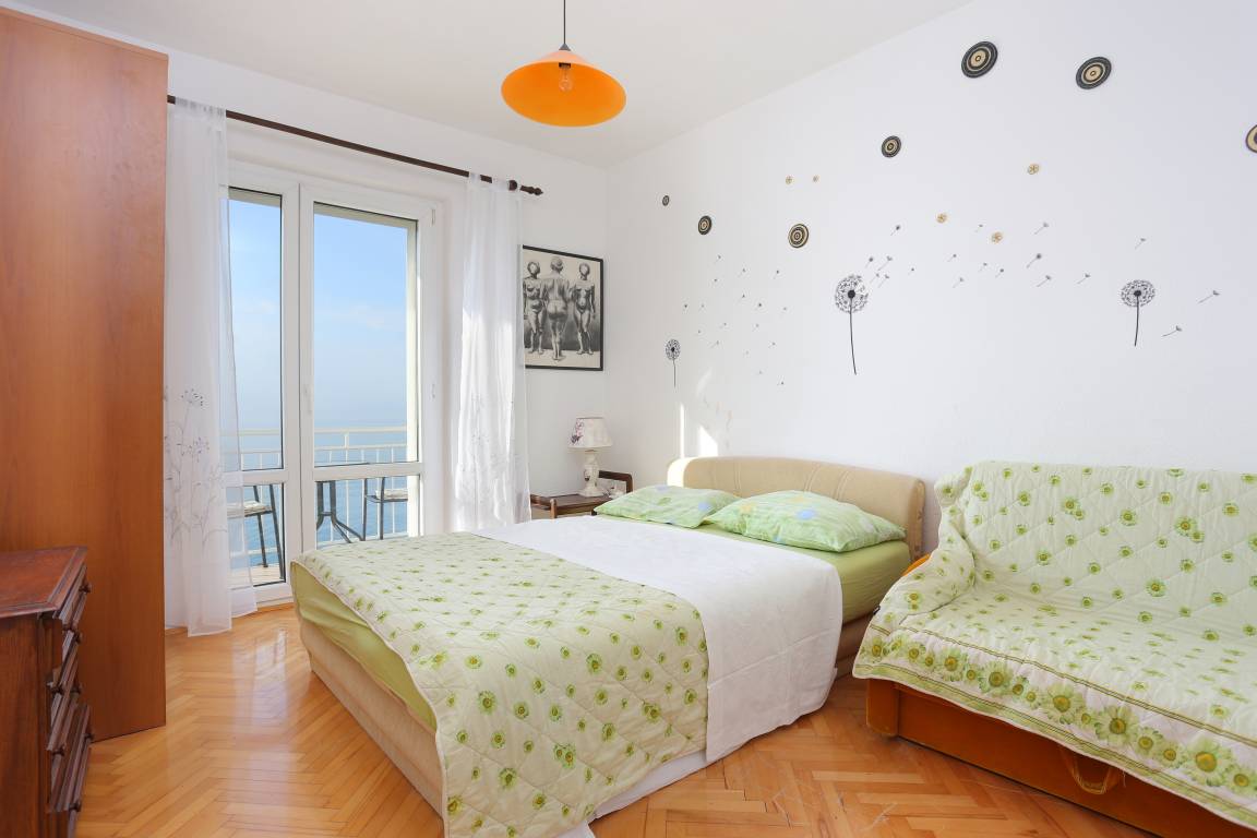 64 M² Ferienwohnung ∙ 3 Schlafzimmer ∙ 6 Gäste - Igrane