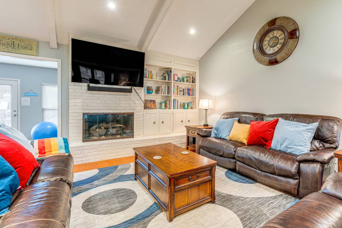 222 M² Ferienhaus ∙ 4 Schlafzimmer ∙ 8 Gäste - Austin, TX