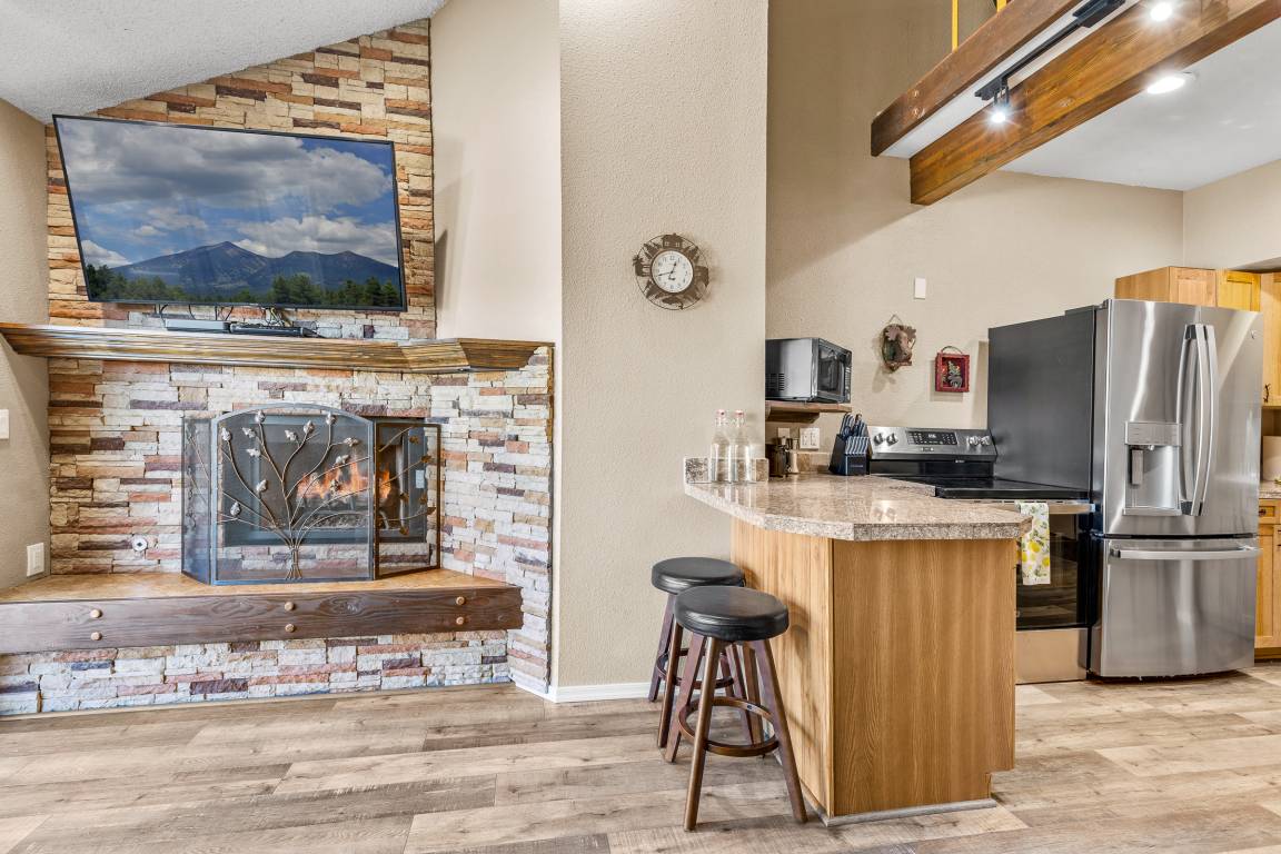 Condo ∙ 2 Bedrooms ∙ 4 Guests - Flagstaff