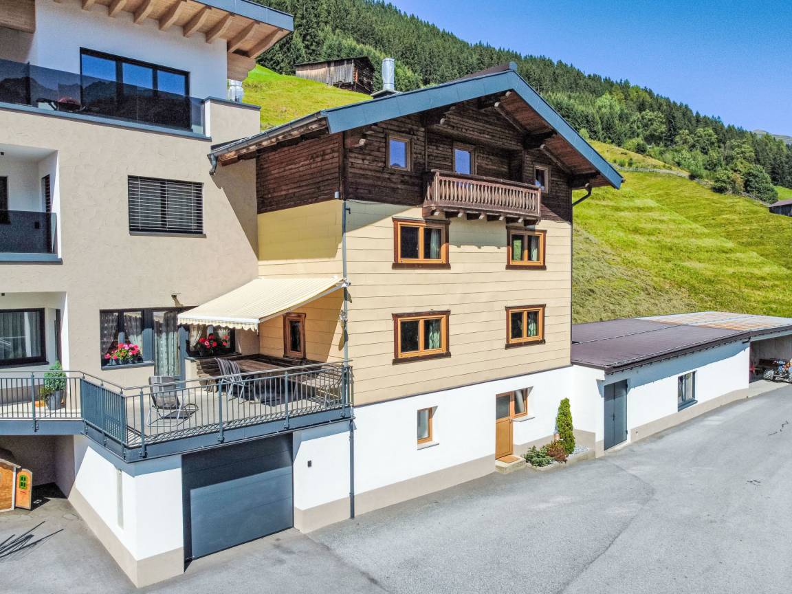 190 M² Appartement ∙ 7 Slaapkamers ∙ 17 Gasten - Ischgl