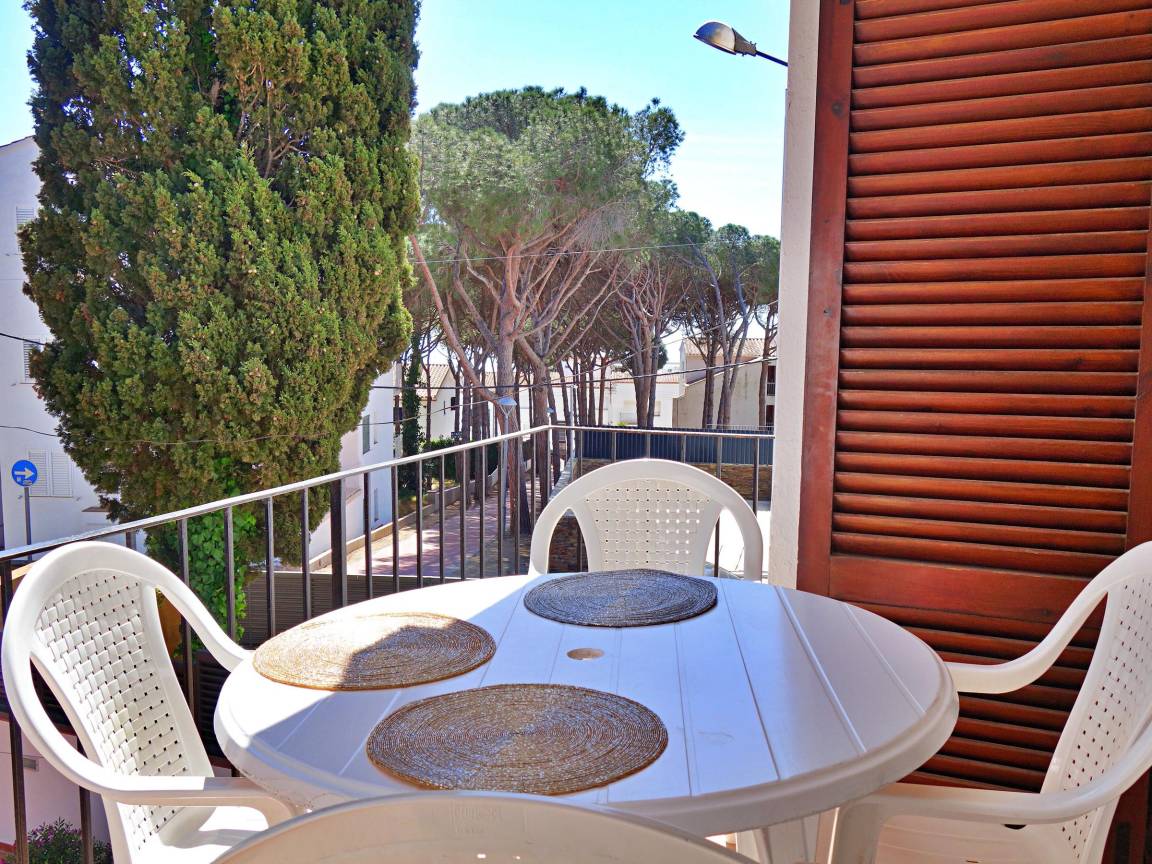 60 M² Apartment ∙ 2 Bedrooms ∙ 5 Guests - Palafrugell