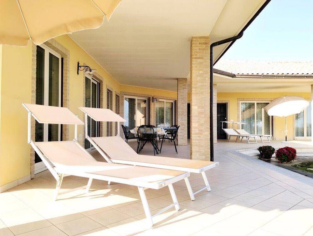 75 M² Apartamento ∙ 2 Habitaciones ∙ 6 Huéspedes - Giulianova