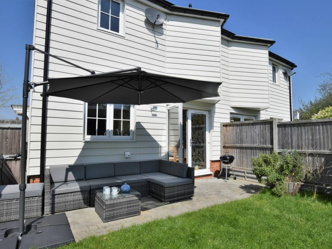 Cottage ∙ 3 Bedrooms ∙ 6 Guests - Whitstable